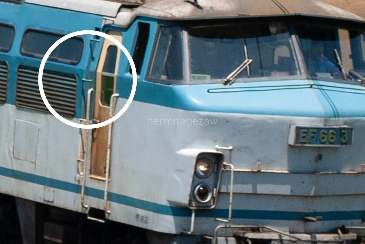 EF66の更新色: 臨zawa混合列車