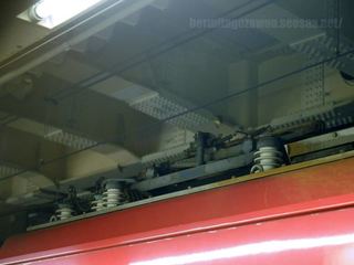 EH500-74号機・パンタグラフ破損: 臨zawa混合列車